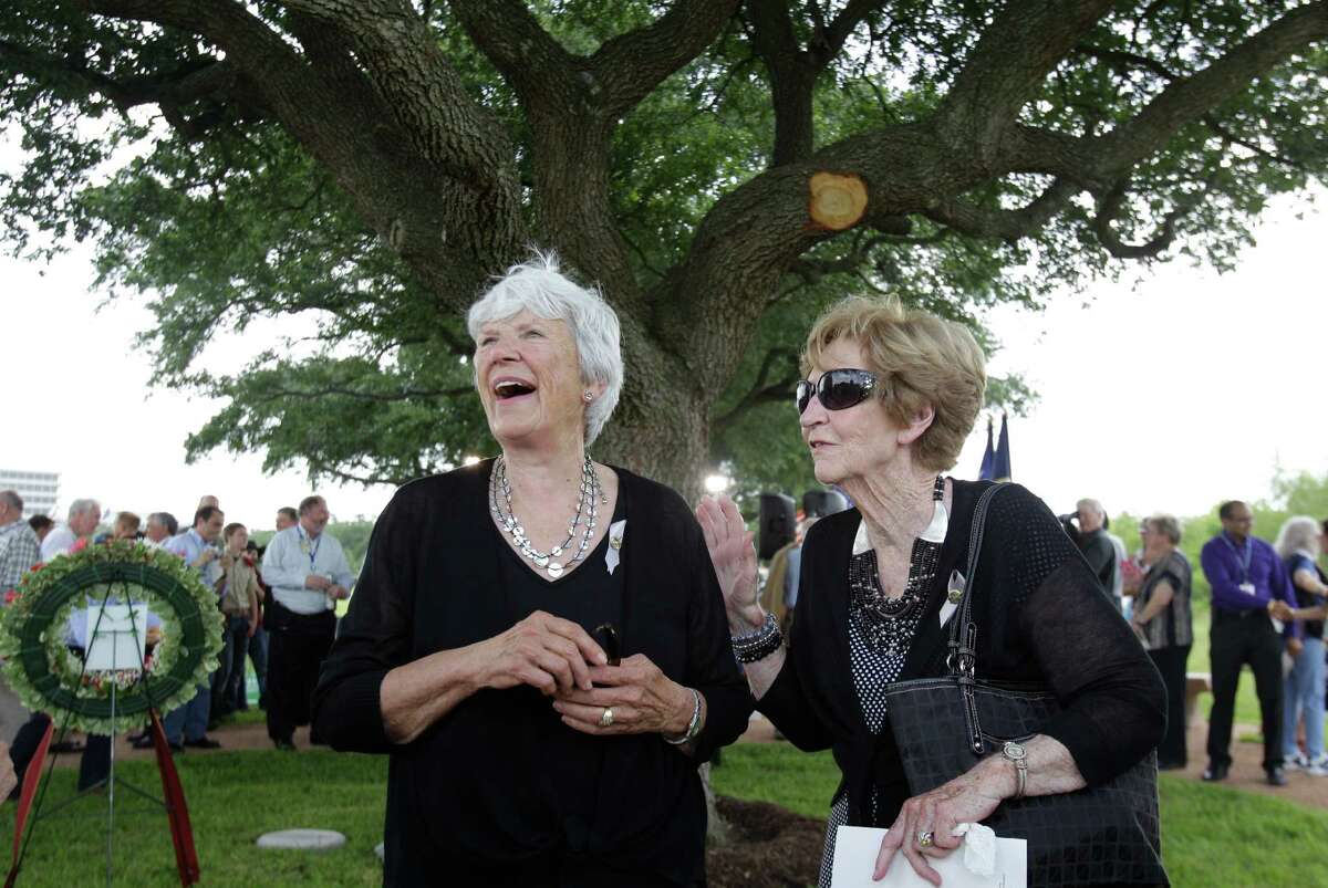 Neil Armstrongs First Wife Janet