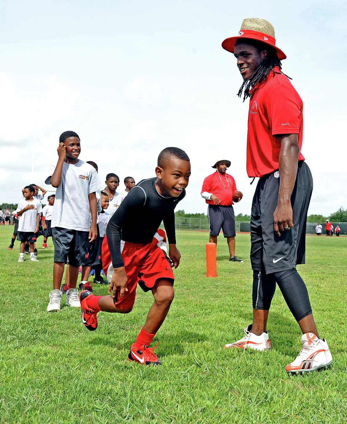 Jamaal Charles conducts free football camp