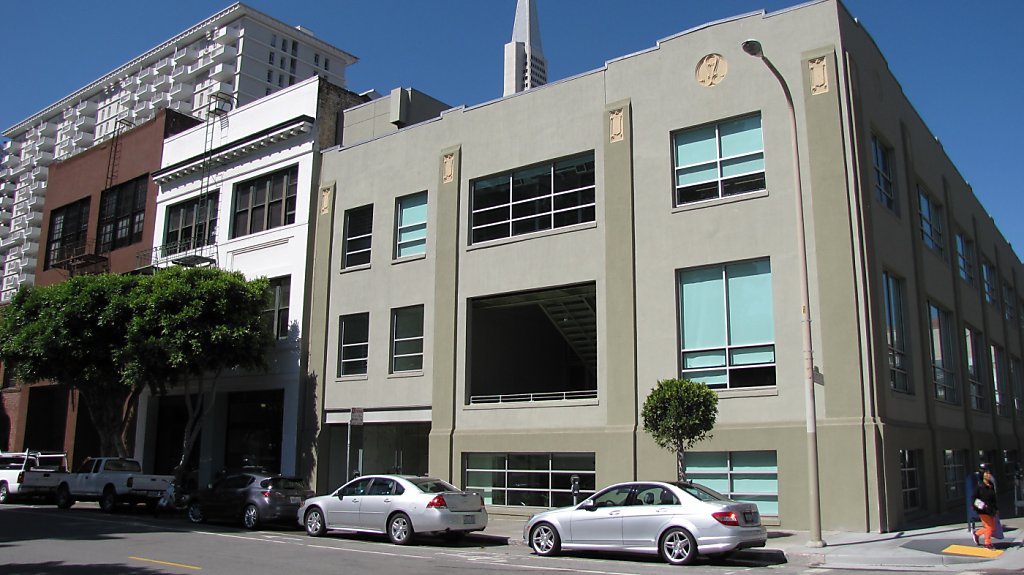 600 Battery St.: Deep-cut drama in a simple box
