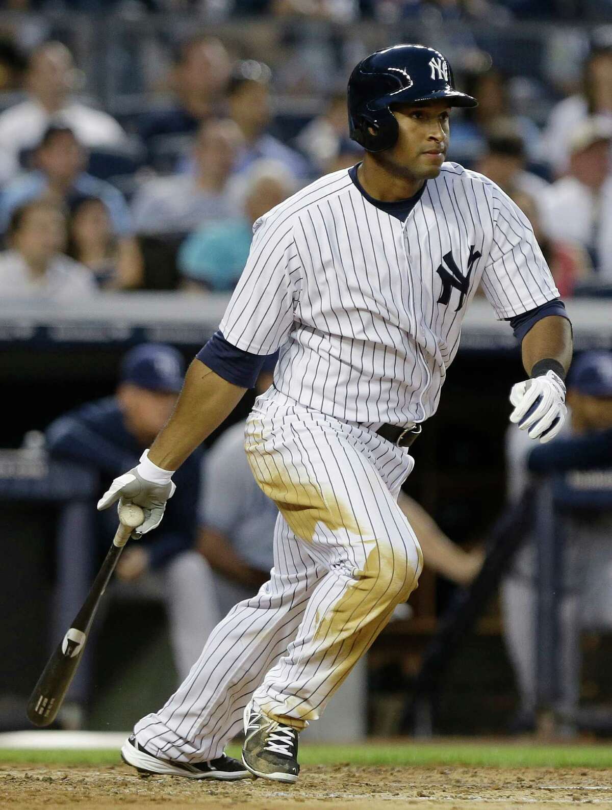 Almonte gives Yanks lift