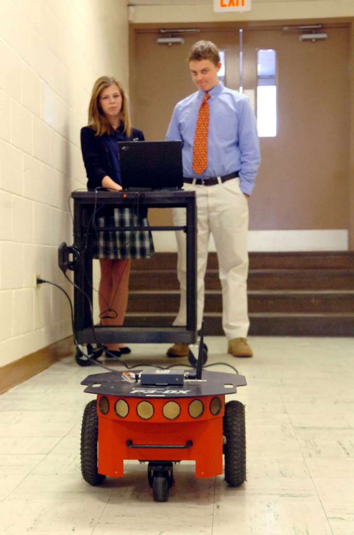 Robots bring science lessons to life at Stanwich School