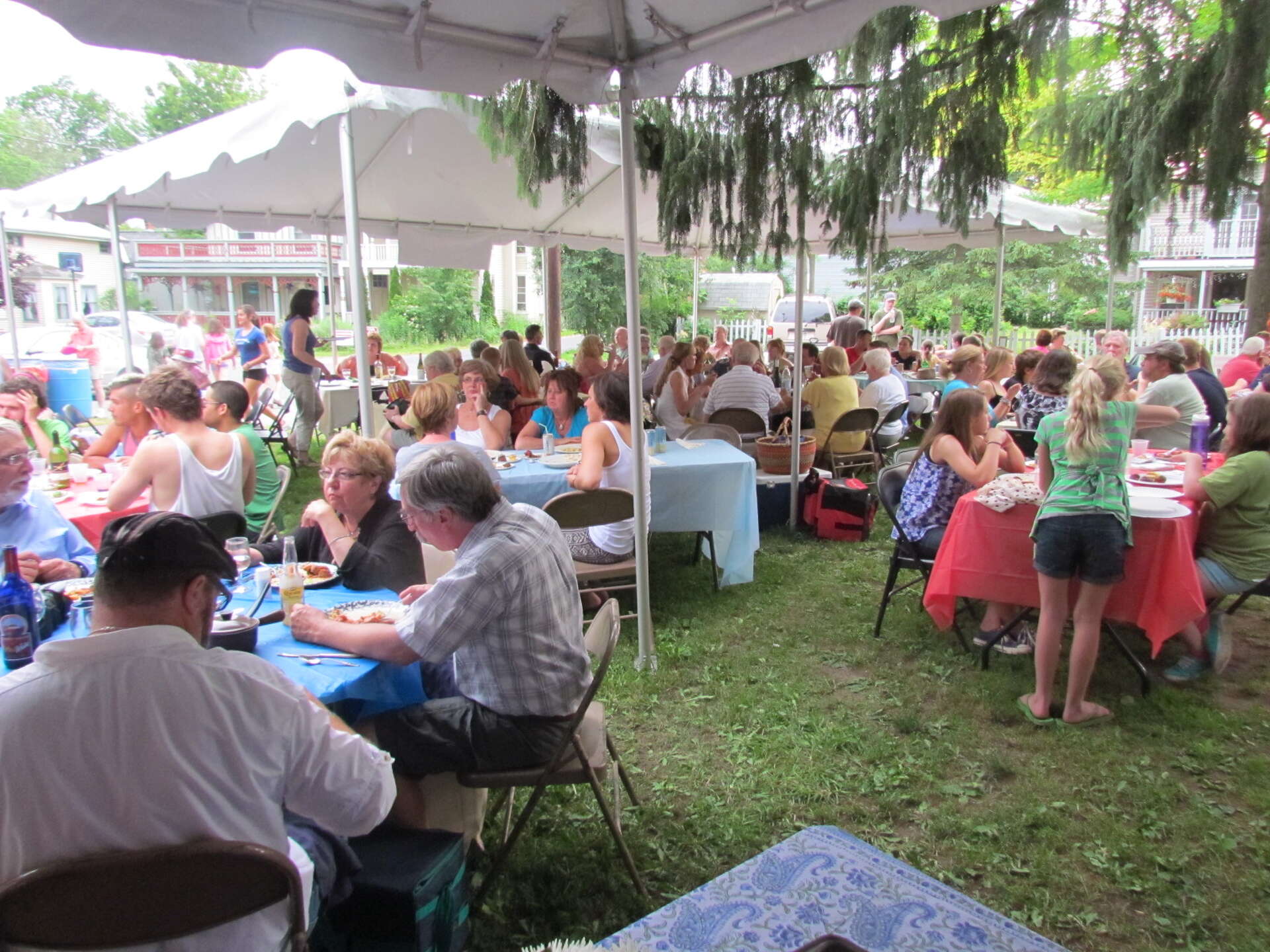 Everything is illuminated in Round Lake