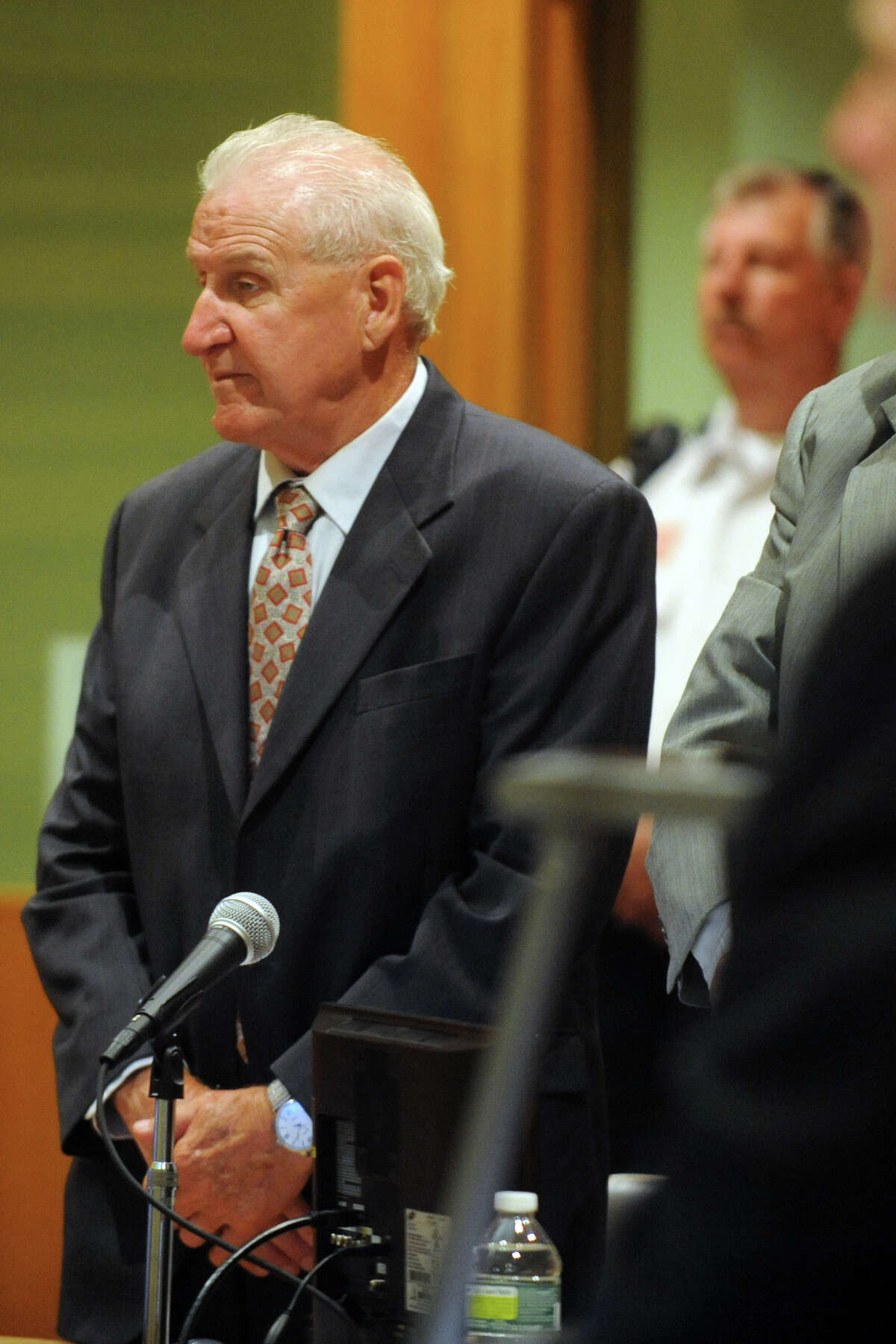 Superior Court judge testifies in bribery case