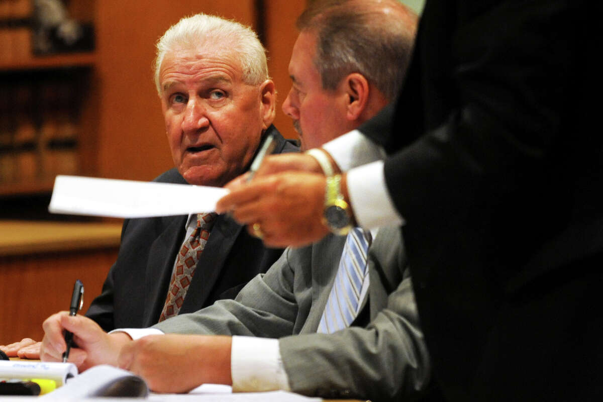 Superior Court judge testifies in bribery case