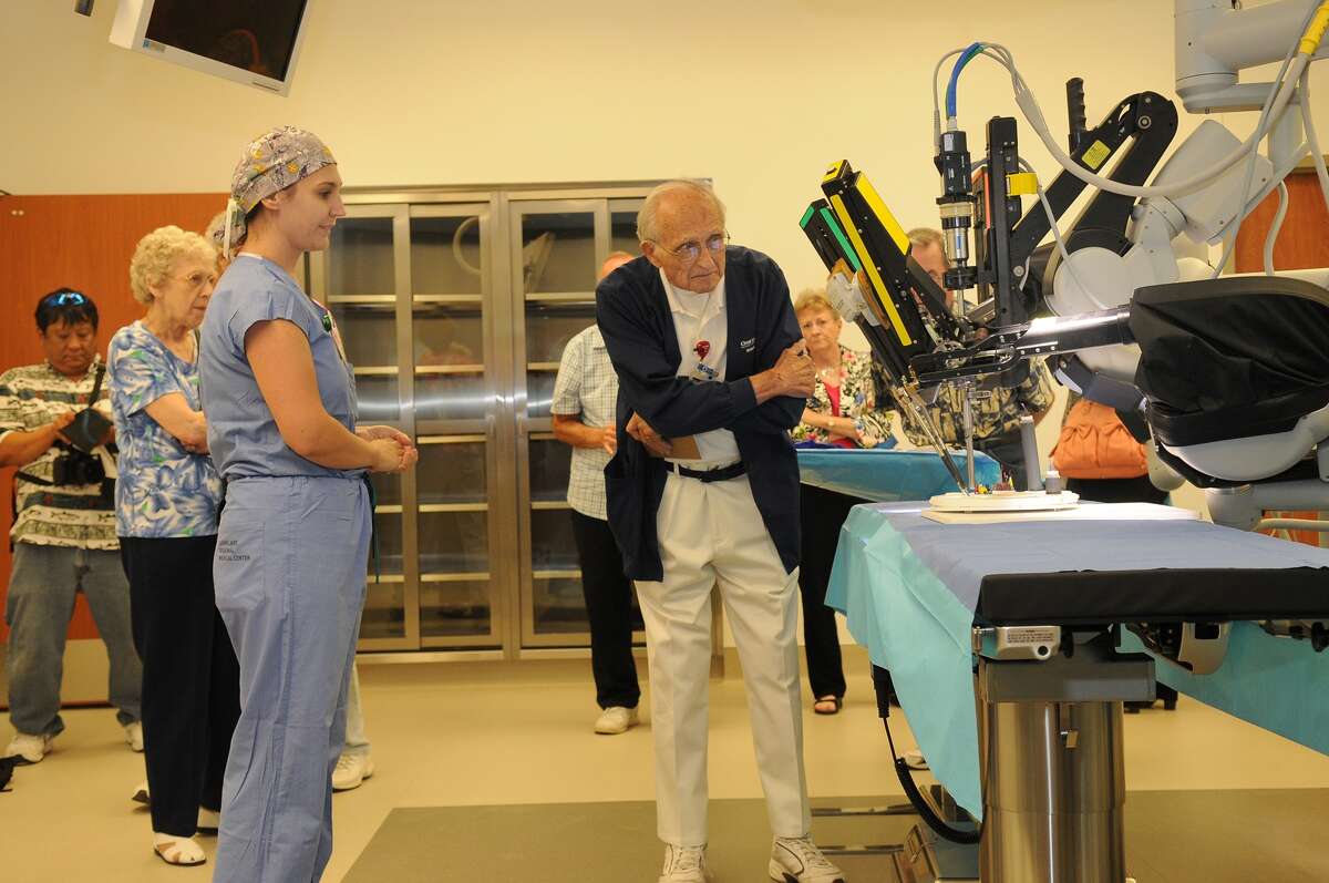 Clear Lake Regional Medical Center opens patient tower