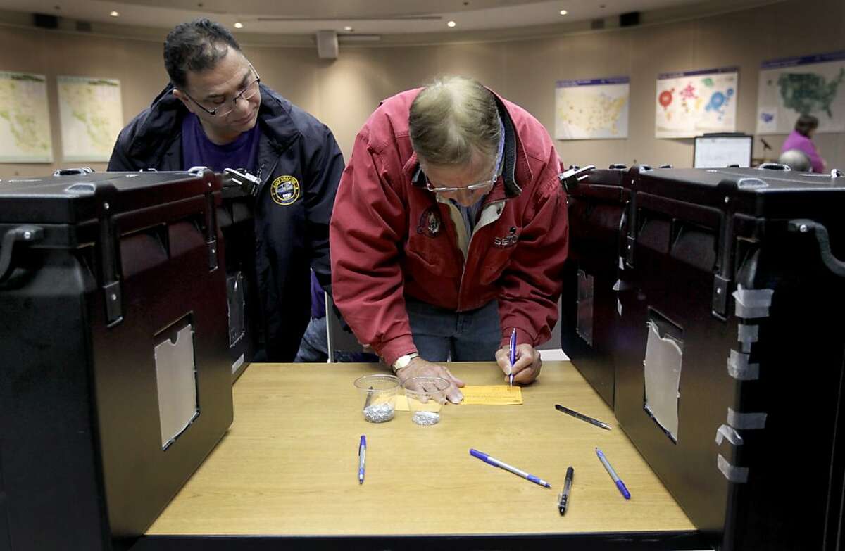BART workers take strike authorization vote