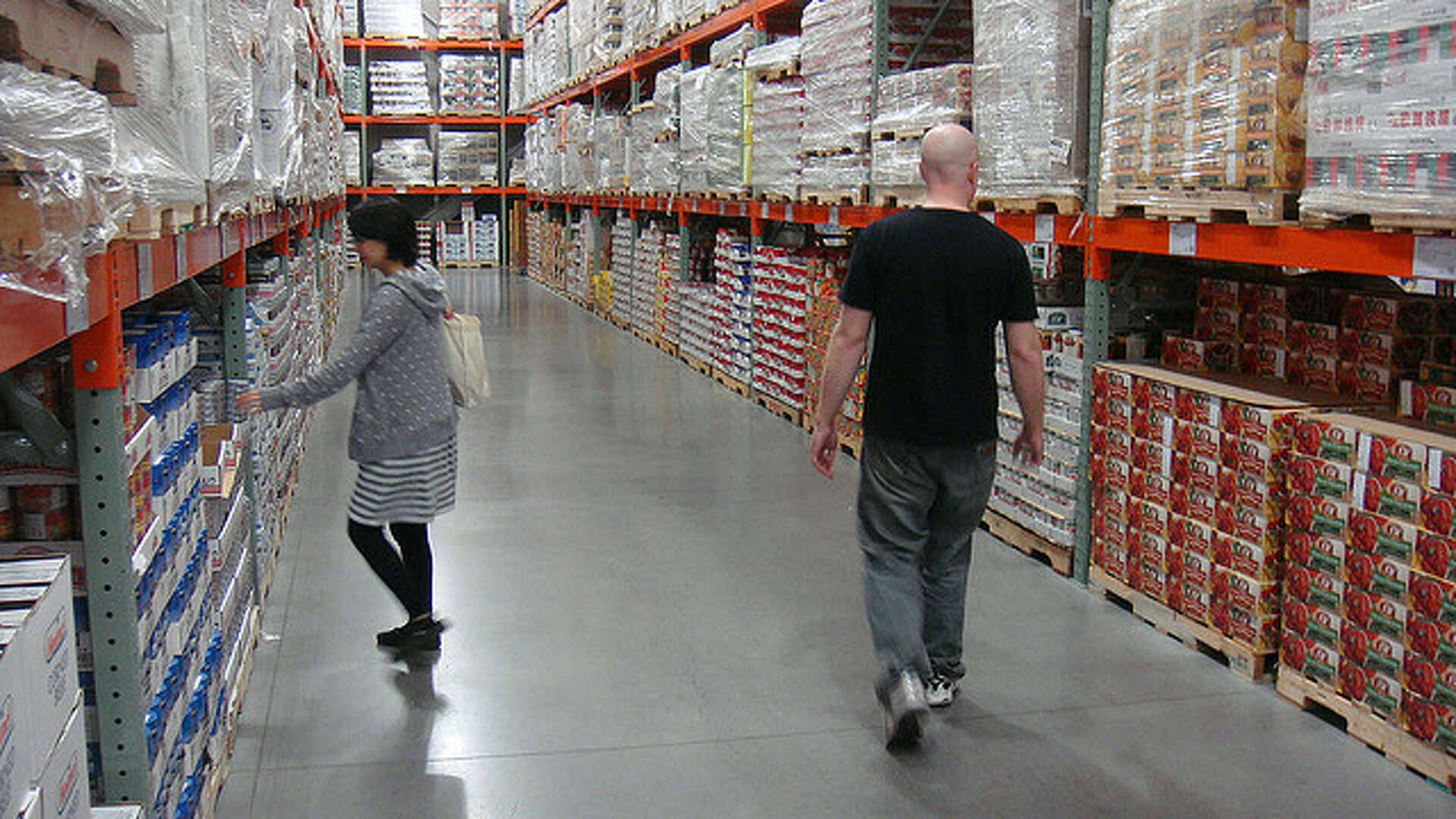 Seattle in 1983: Costco opens first warehouse, located on Fourth Avenue S