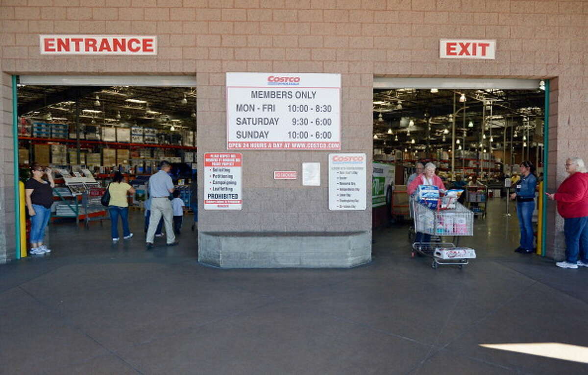 Seattle in 1983: Costco opens first warehouse, located on Fourth Avenue S