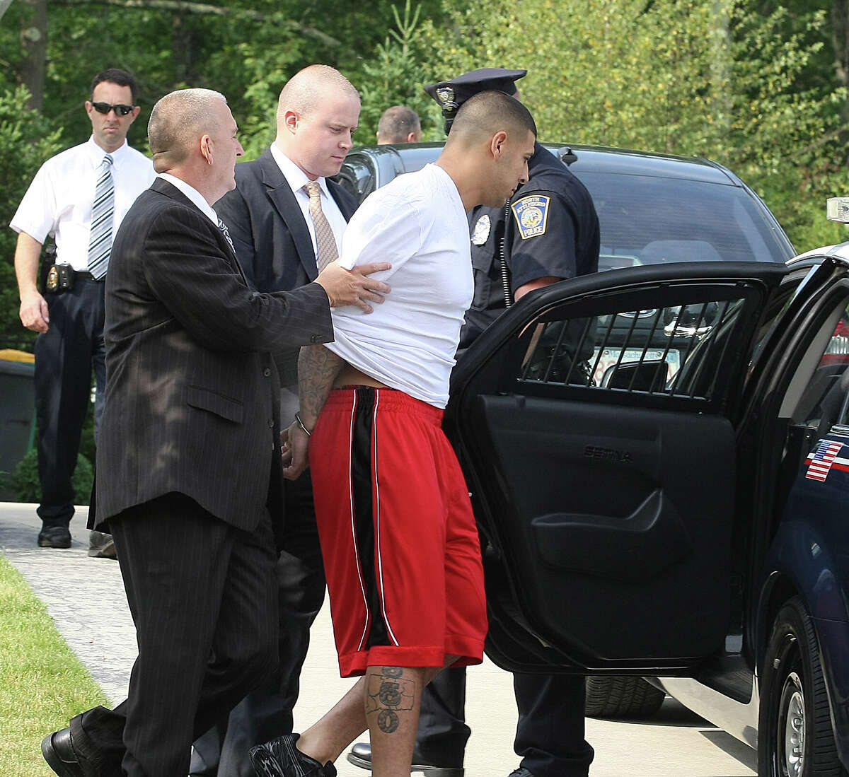 Aaron Hernandez indicted in Boston double slaying