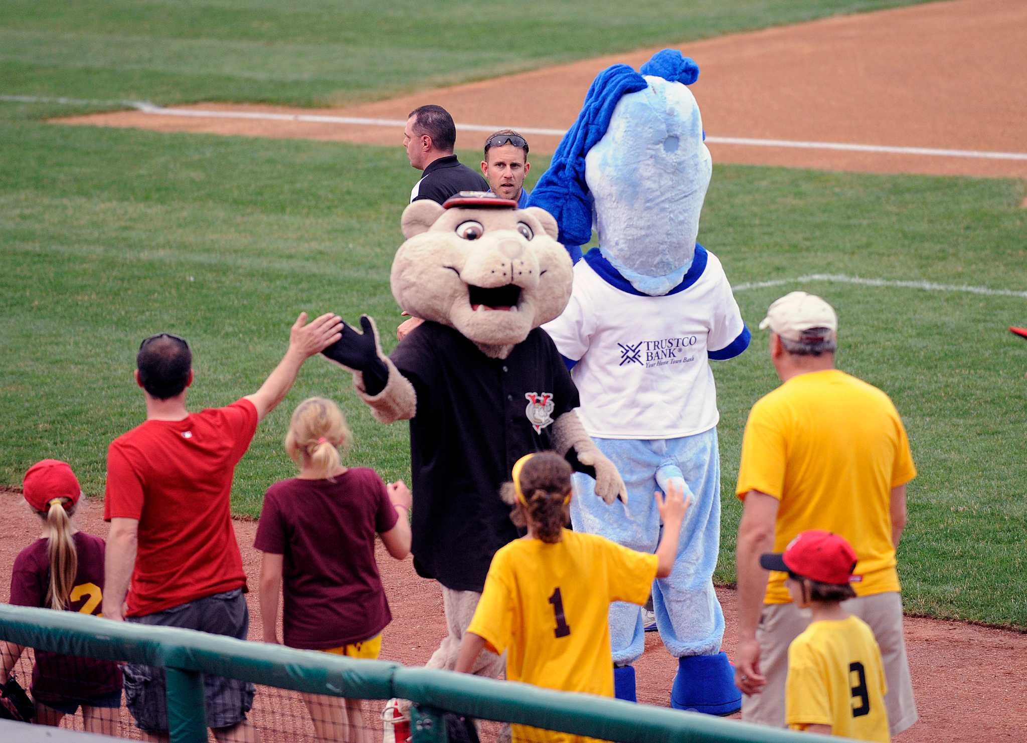 Big bats lead ValleyCats