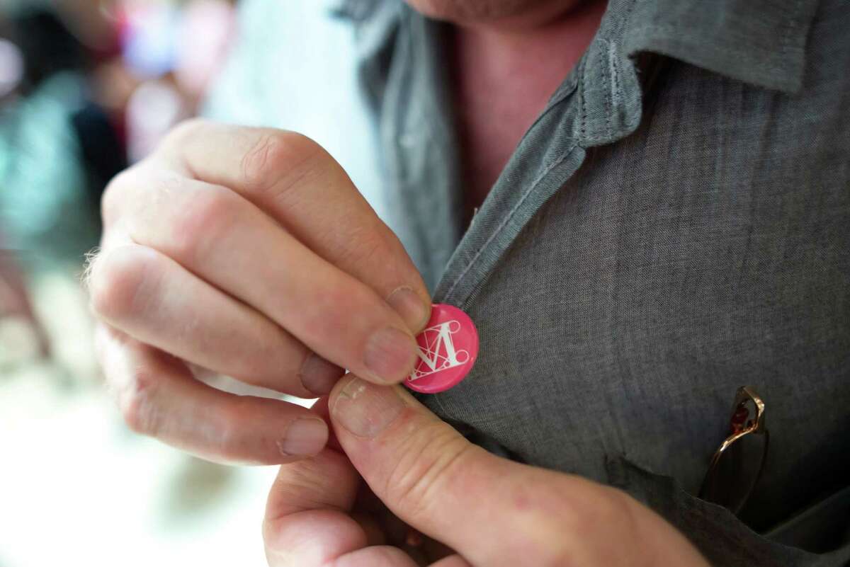 NYC's Met doing away with admission buttons
