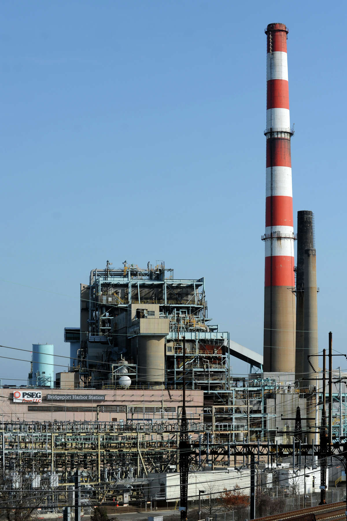 Bridgeport's coal burning plant under scrutiny