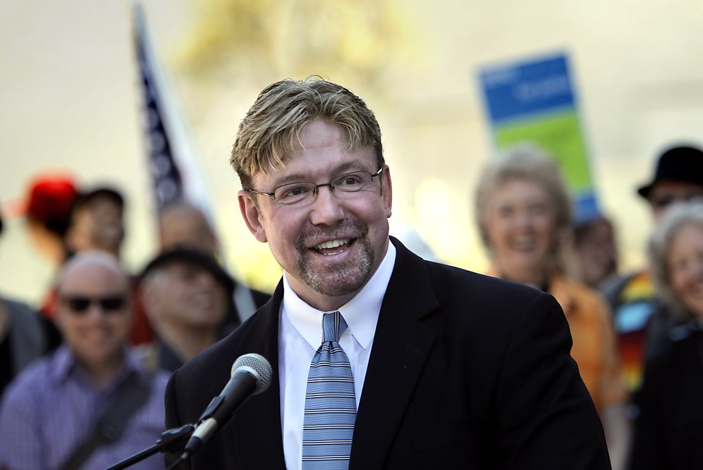 About-face for Mormons - contingent joins parade