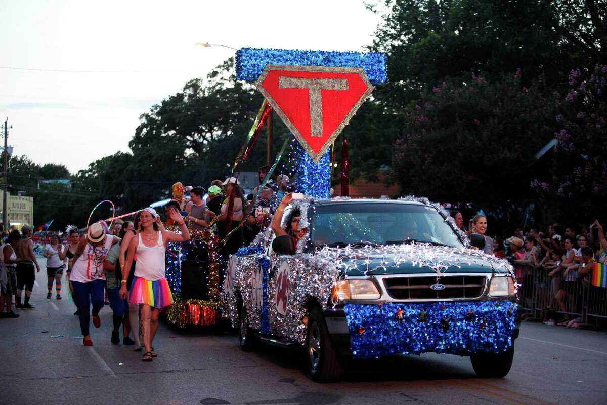 Houston Police Department’s rainbow cruiser raises eyebrows but ready ...