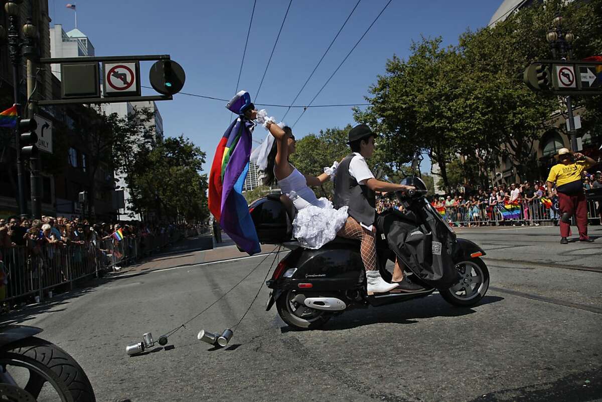 Huge crowd, ecstatic vibe at SF Gay Pride Parade