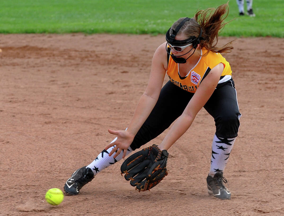 Trumbull unseats Fairfield as District 2 softball champion