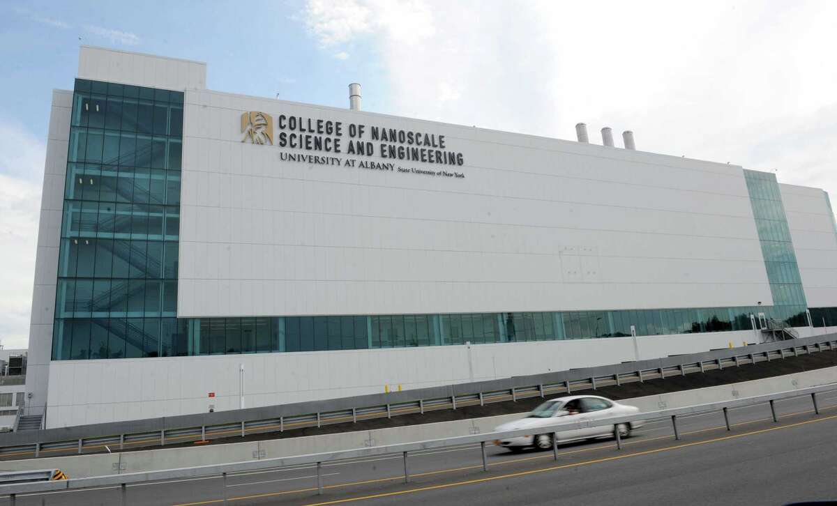 NanoCollege gains a key tech partner