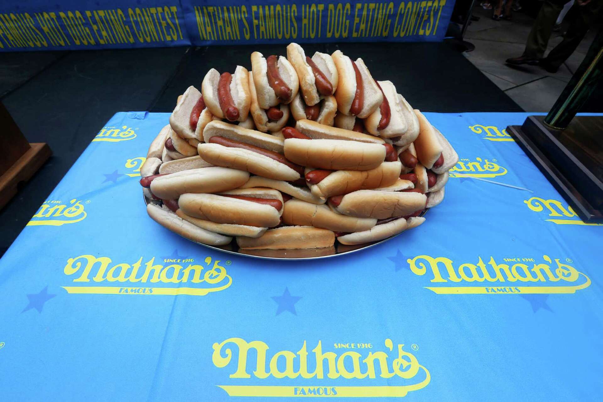 200,000 pounds of Nathan's hot dogs recalled, may contain metal fragments
