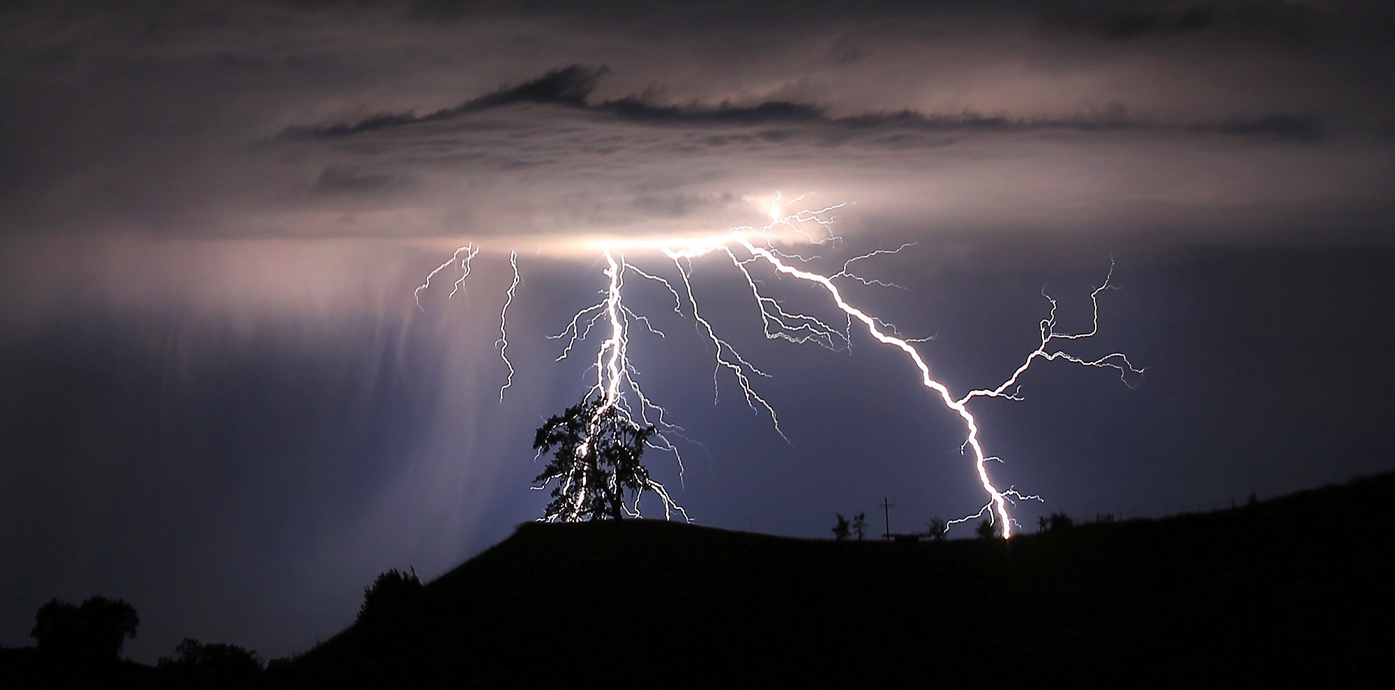 SF watershed closure prompted by dry-lightning red-flag fire warning