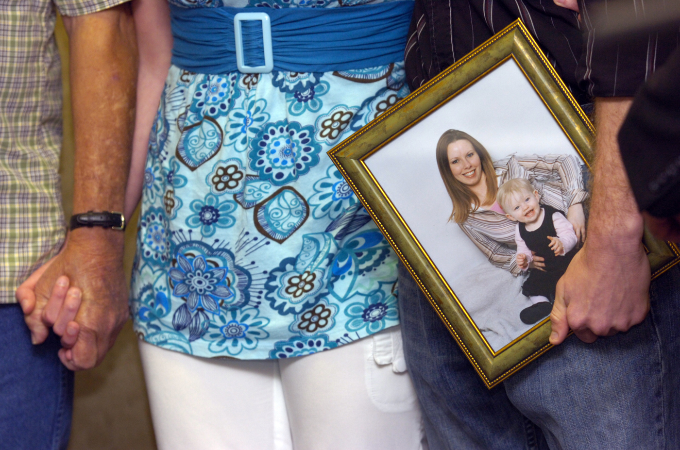 Detectives have 'person of interest' in 2007 Bolivar rape, murder