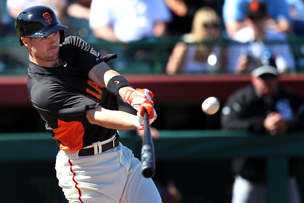 Gillespie called up, starts in left for Giants