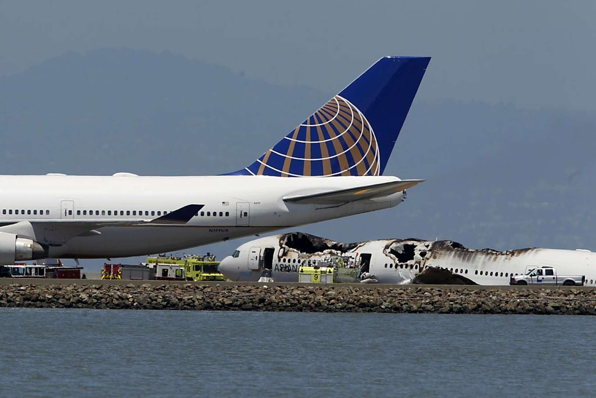 SF jetliner crash kills 2, seriously injures 49