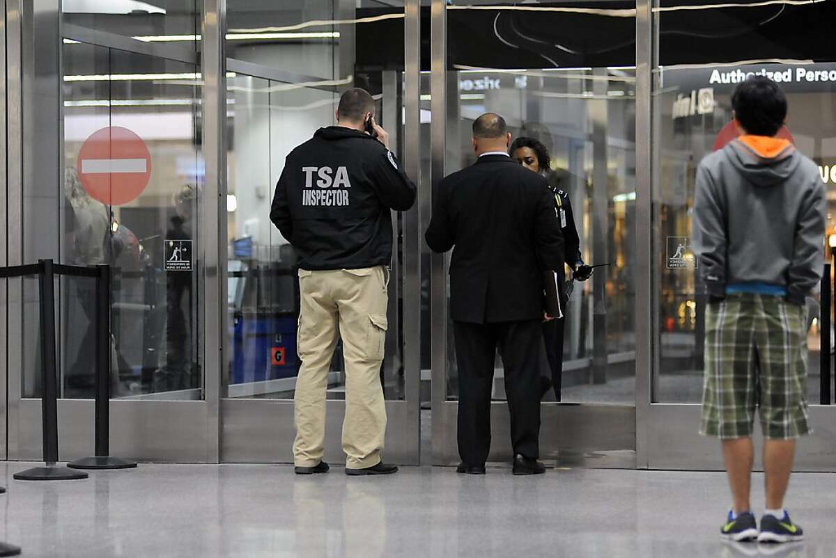 SF jetliner crash kills 2, seriously injures 49