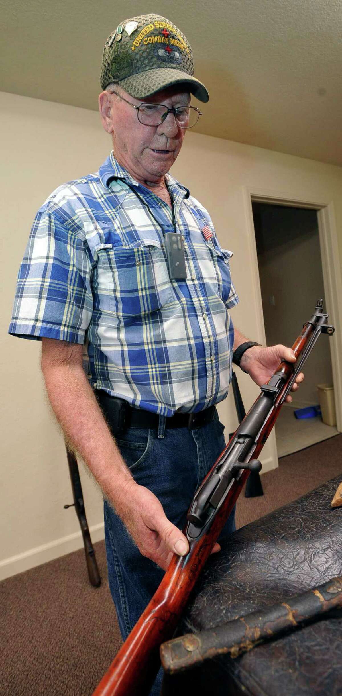 Vietnam vet uses experience to help others with PTSD