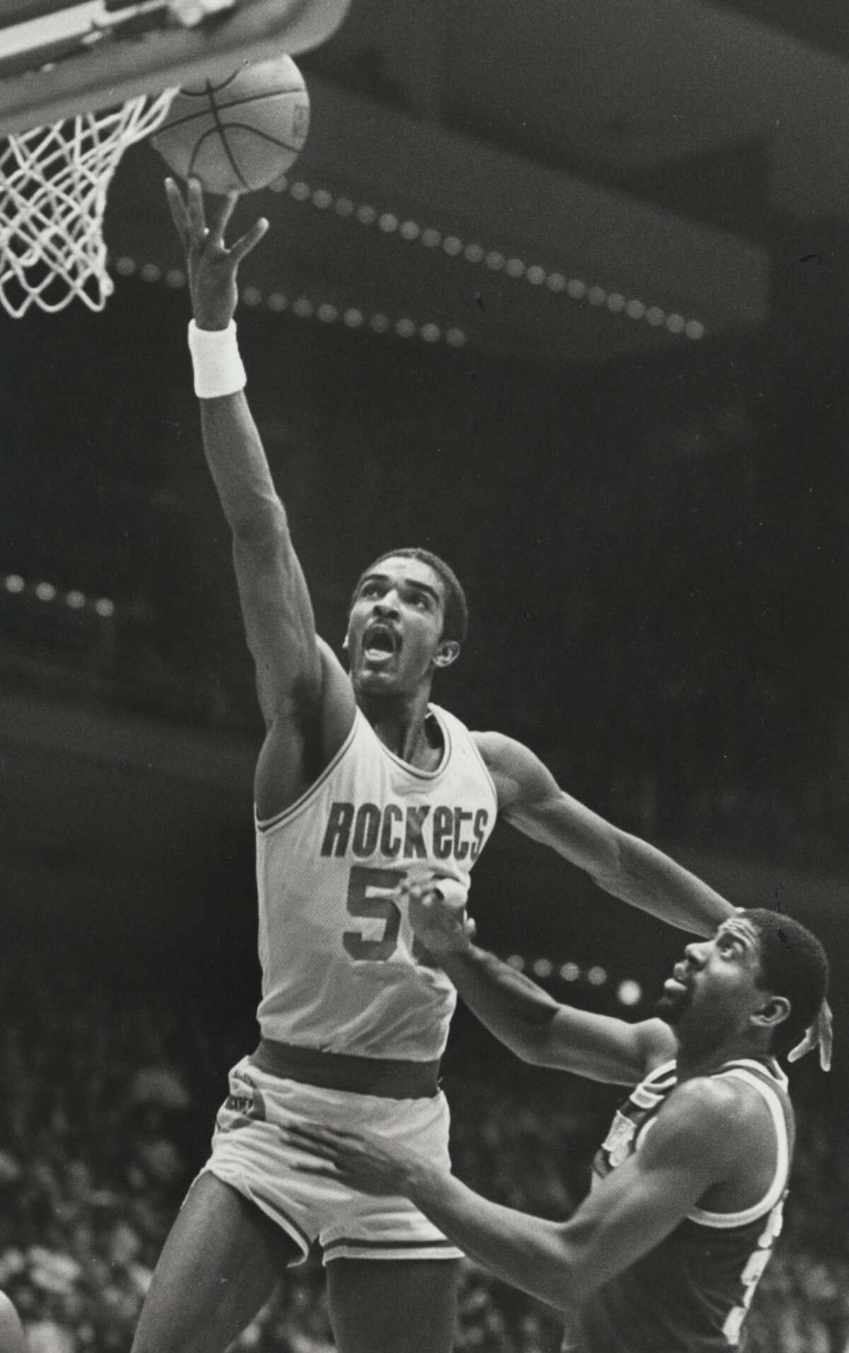 Houston Rockets won their first game at the Summit 40 years ago