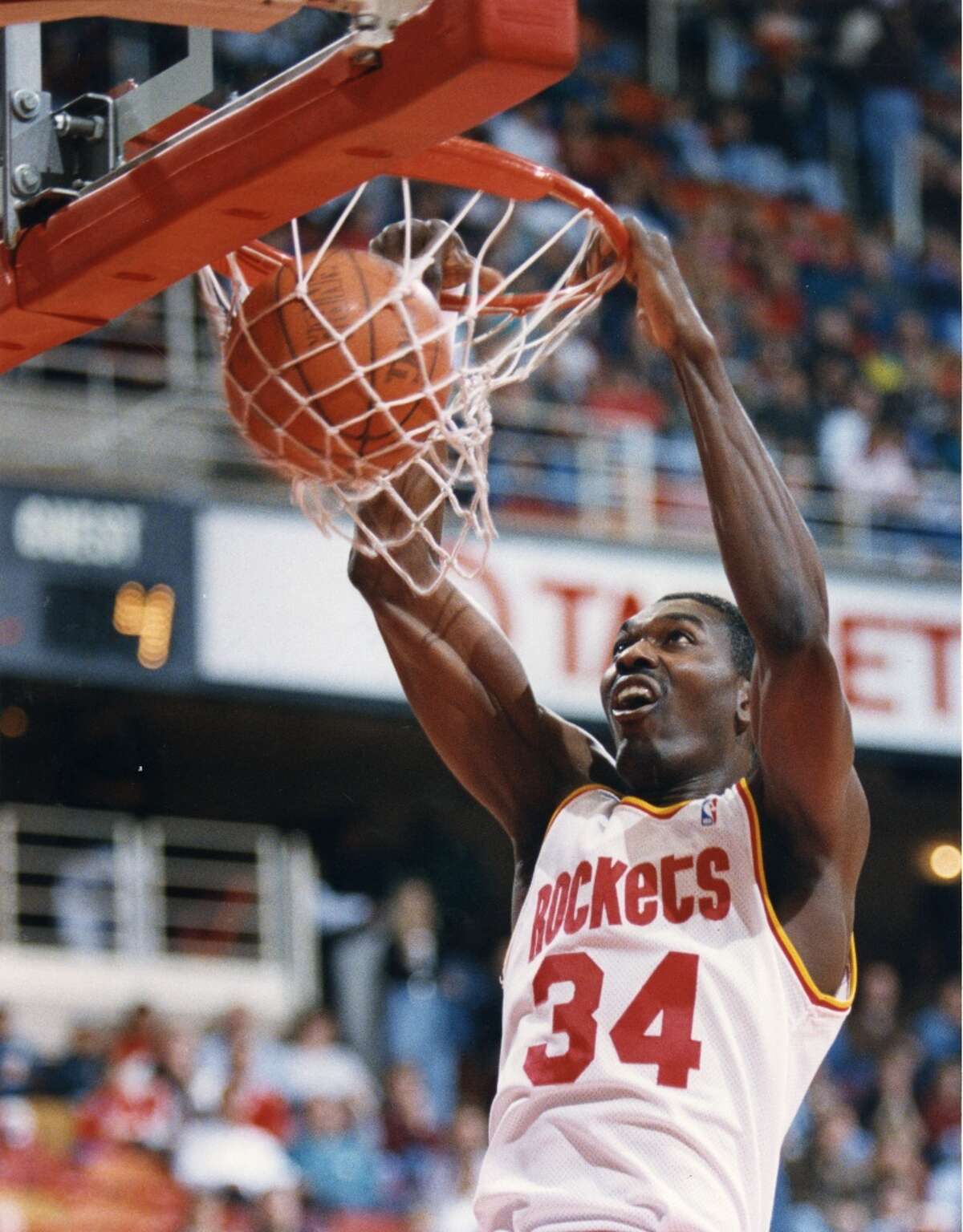 Houston Rockets won their first game at the Summit 40 years ago