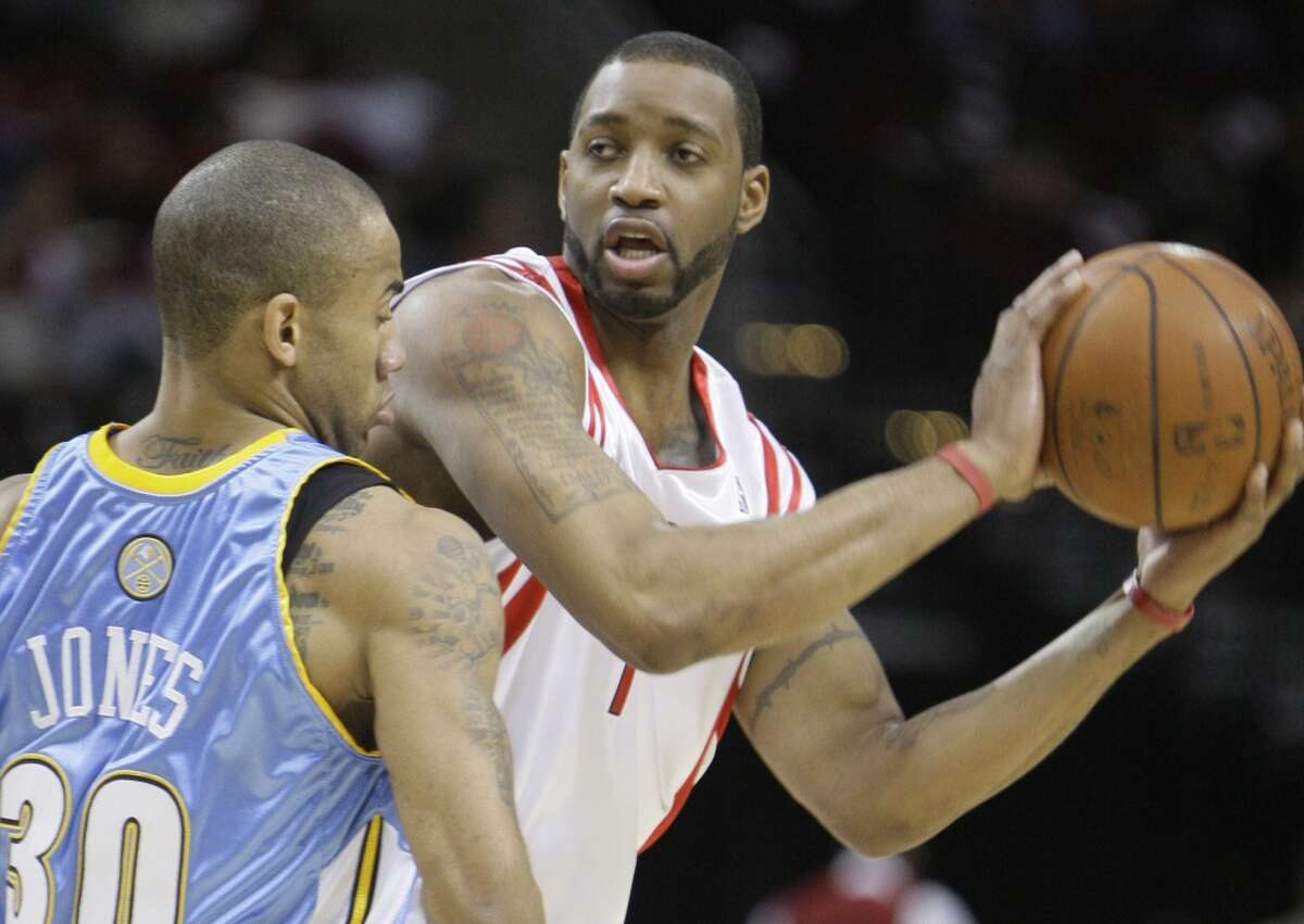 Houston Rockets won their first game at the Summit 40 years ago