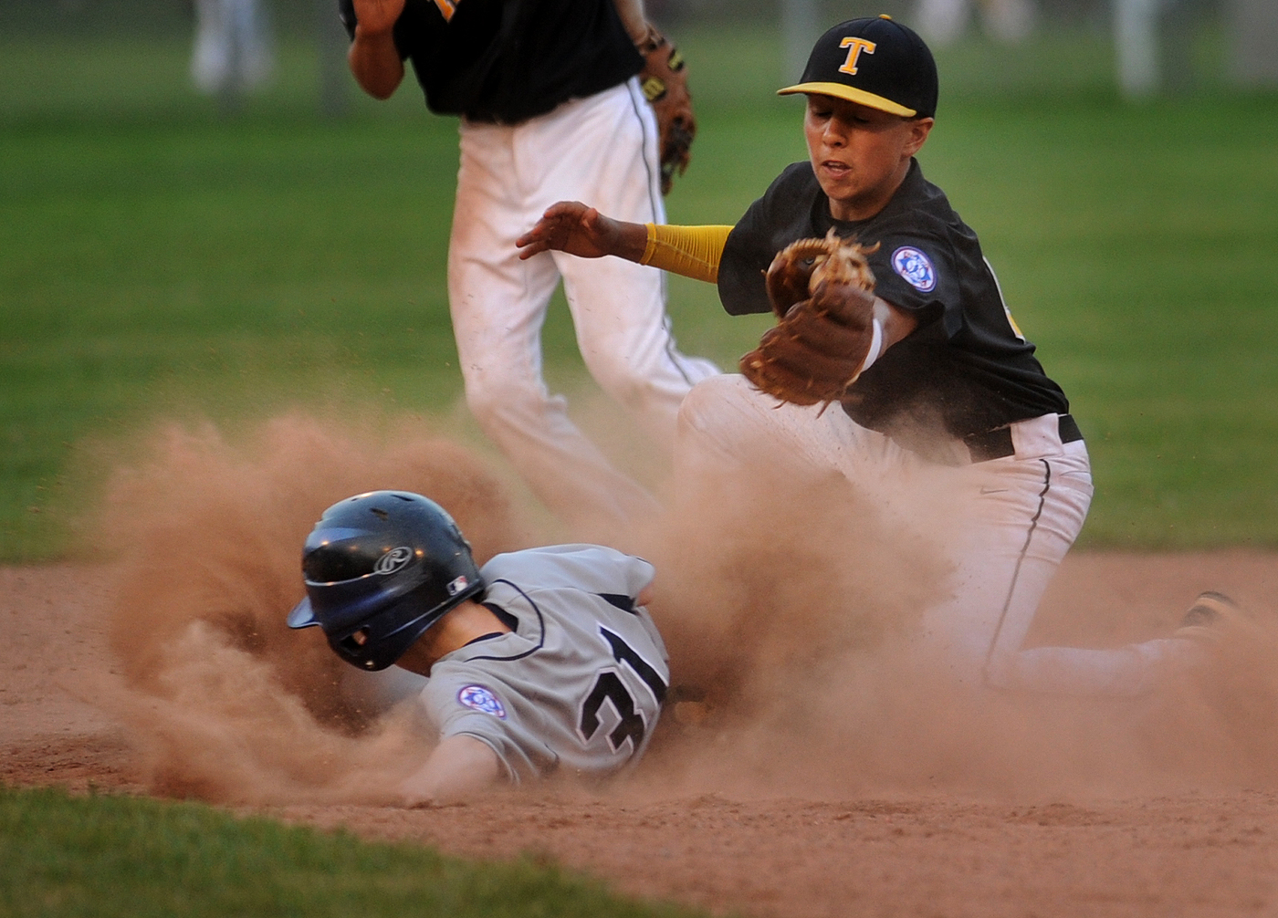 Trumbull Babe Ruth 13s lose, forced to winner-take-all game