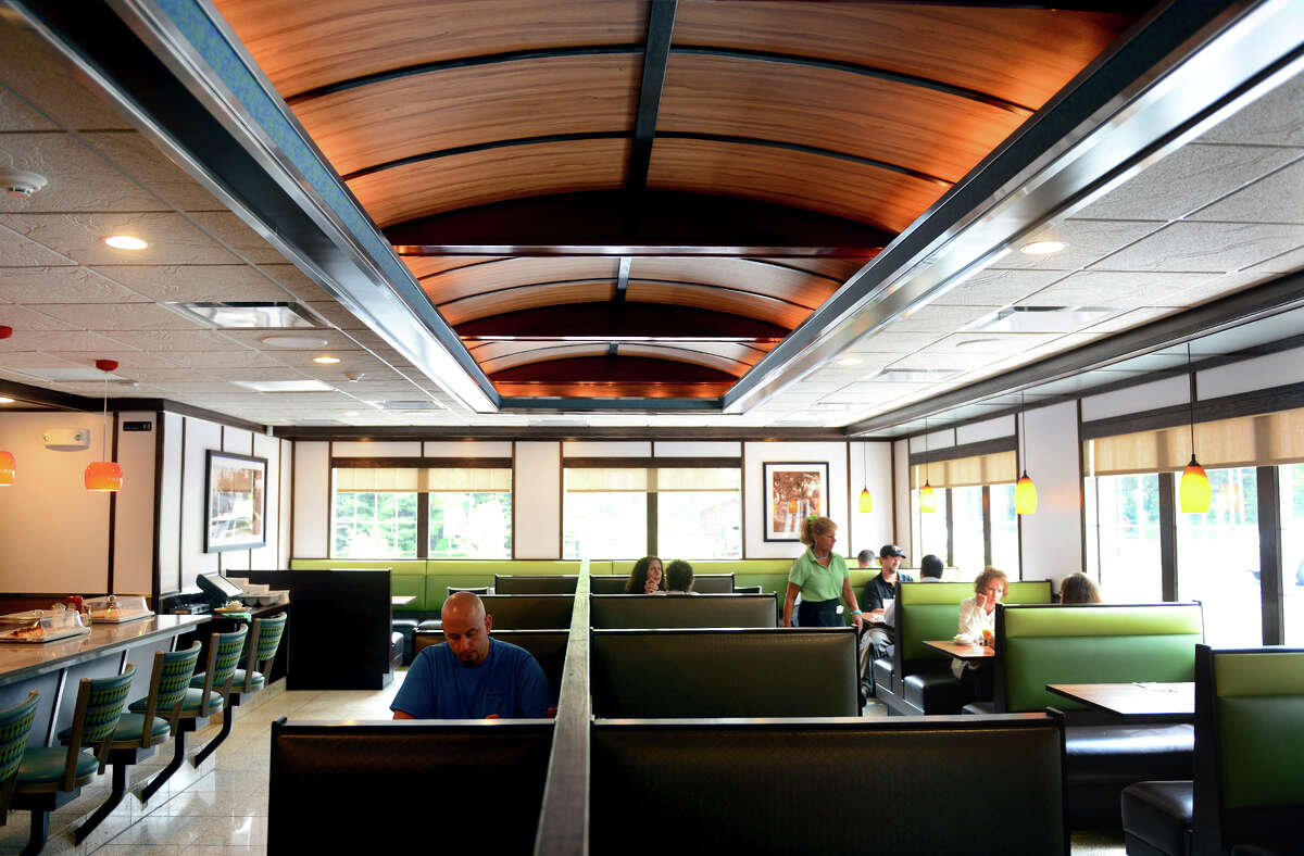 Monroe diner reaches back to the future