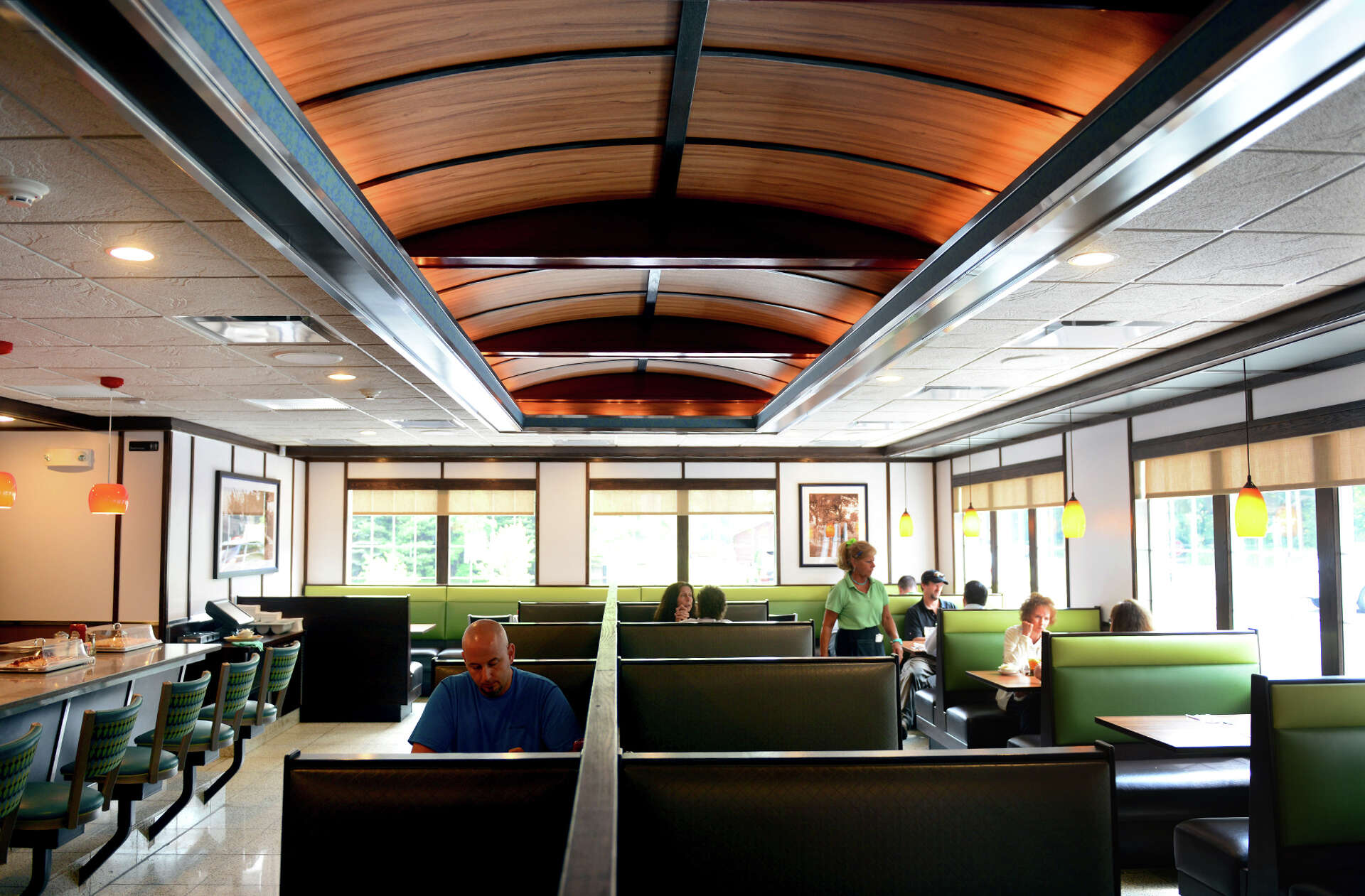 Monroe diner reaches back to the future