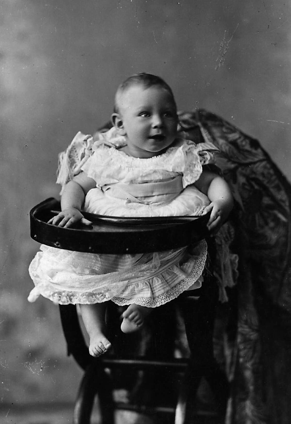 A photo history of royal babies