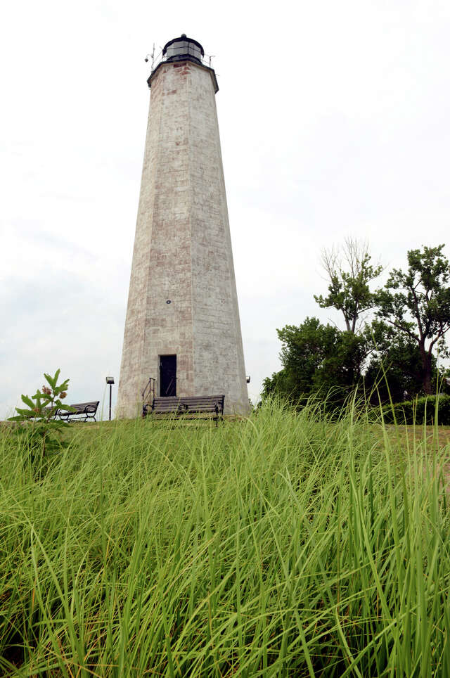 Three historic lighthouses up for grabs, Penfield included