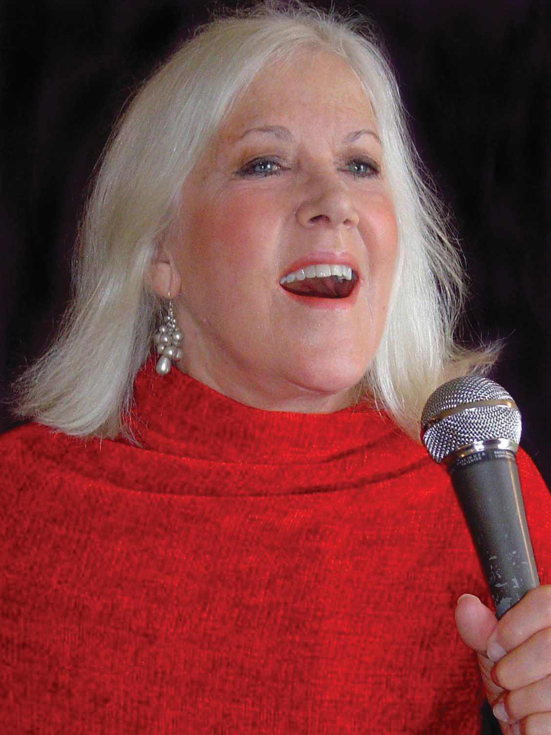 Cabaret singer Lynn Henderson, friends in concert