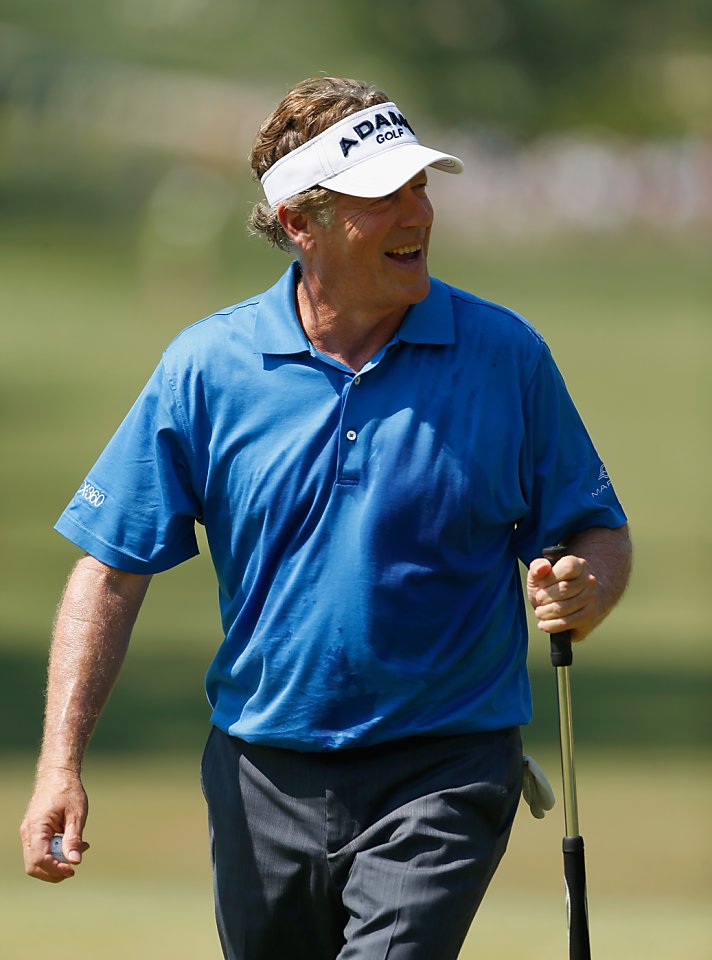 Allen leads Senior Open by 5