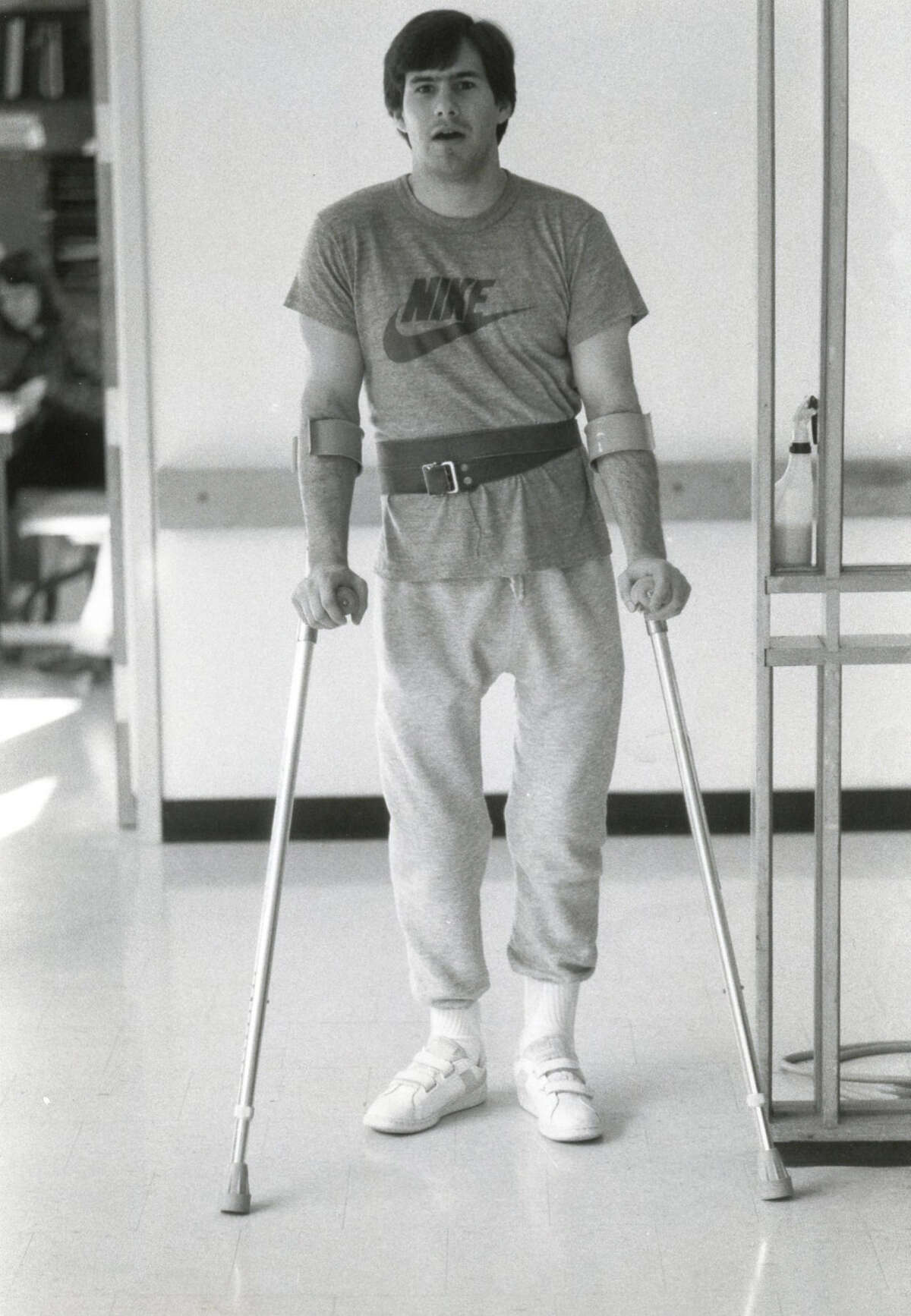 Abbott takes center stage as Perry exits left