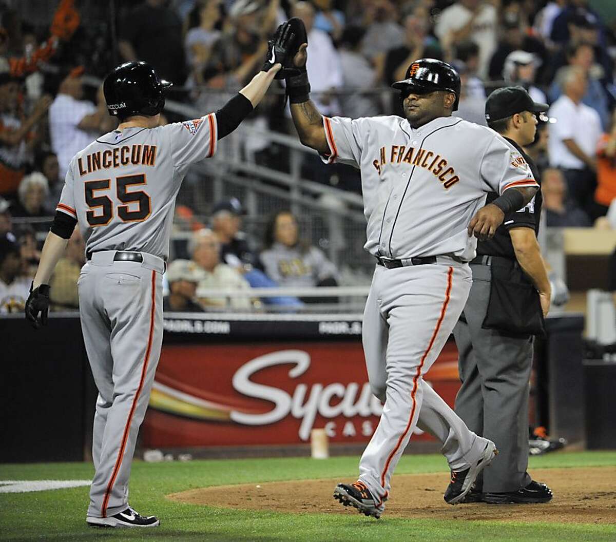 Tim Lincecum no-hits Padres