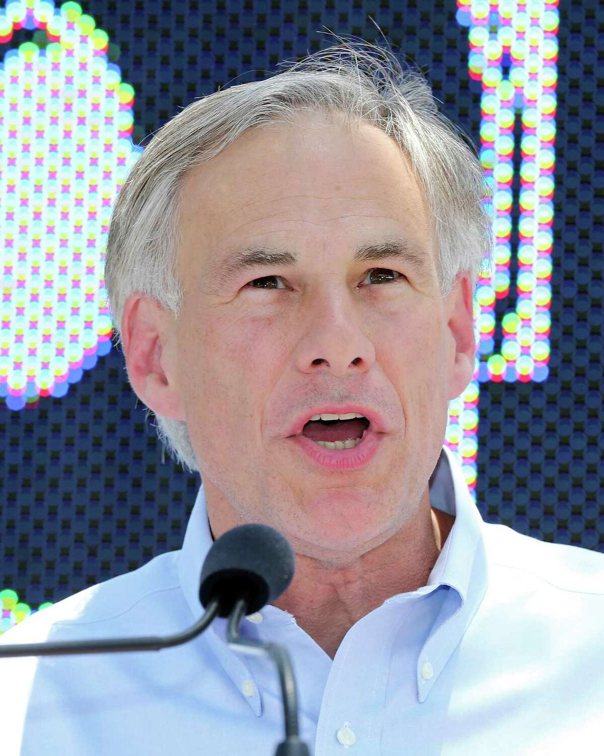 Abbott begins quest to succeed Perry