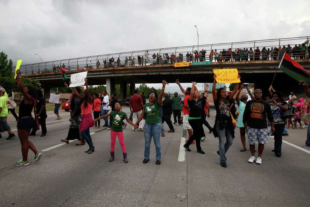 Houstonians rally against Zimmerman acquittal