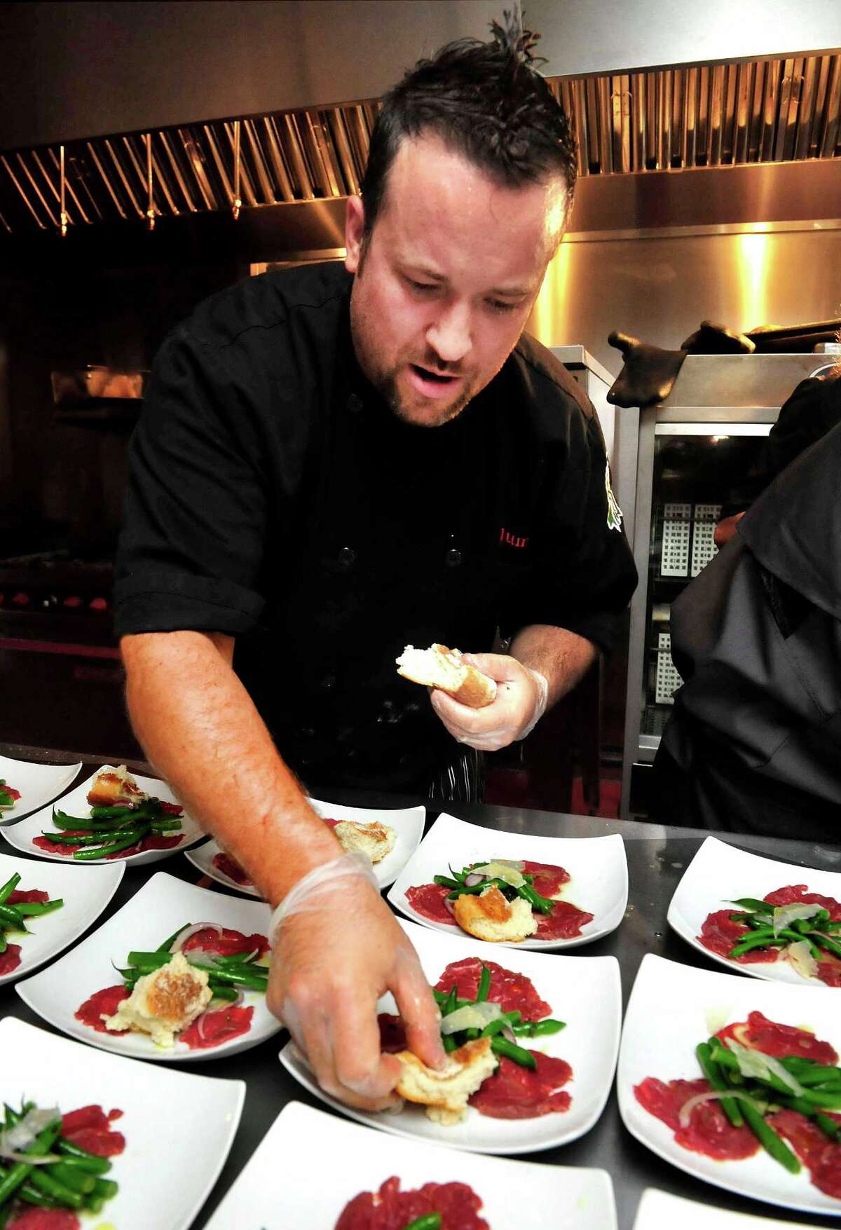 Unconventional spaces: Pop-up restaurant serves the unexpected