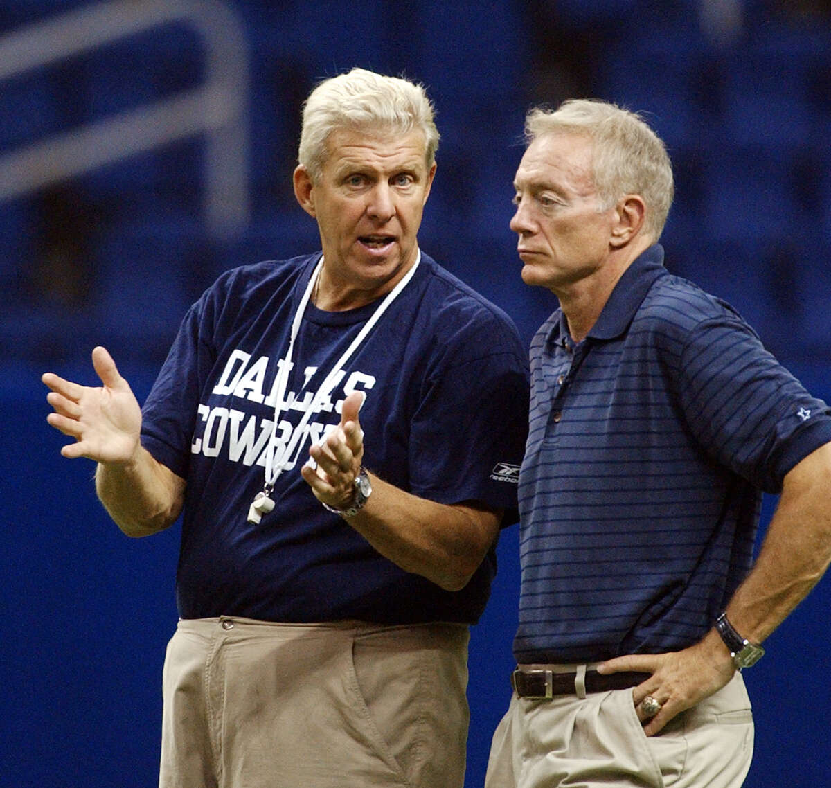 Ex-coach Parcells praises Cowboys owner Jones