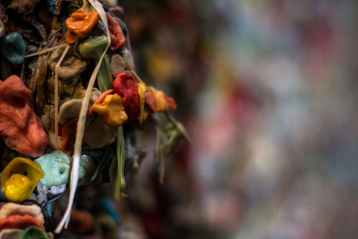 Cleaning up Seattle's gum wall