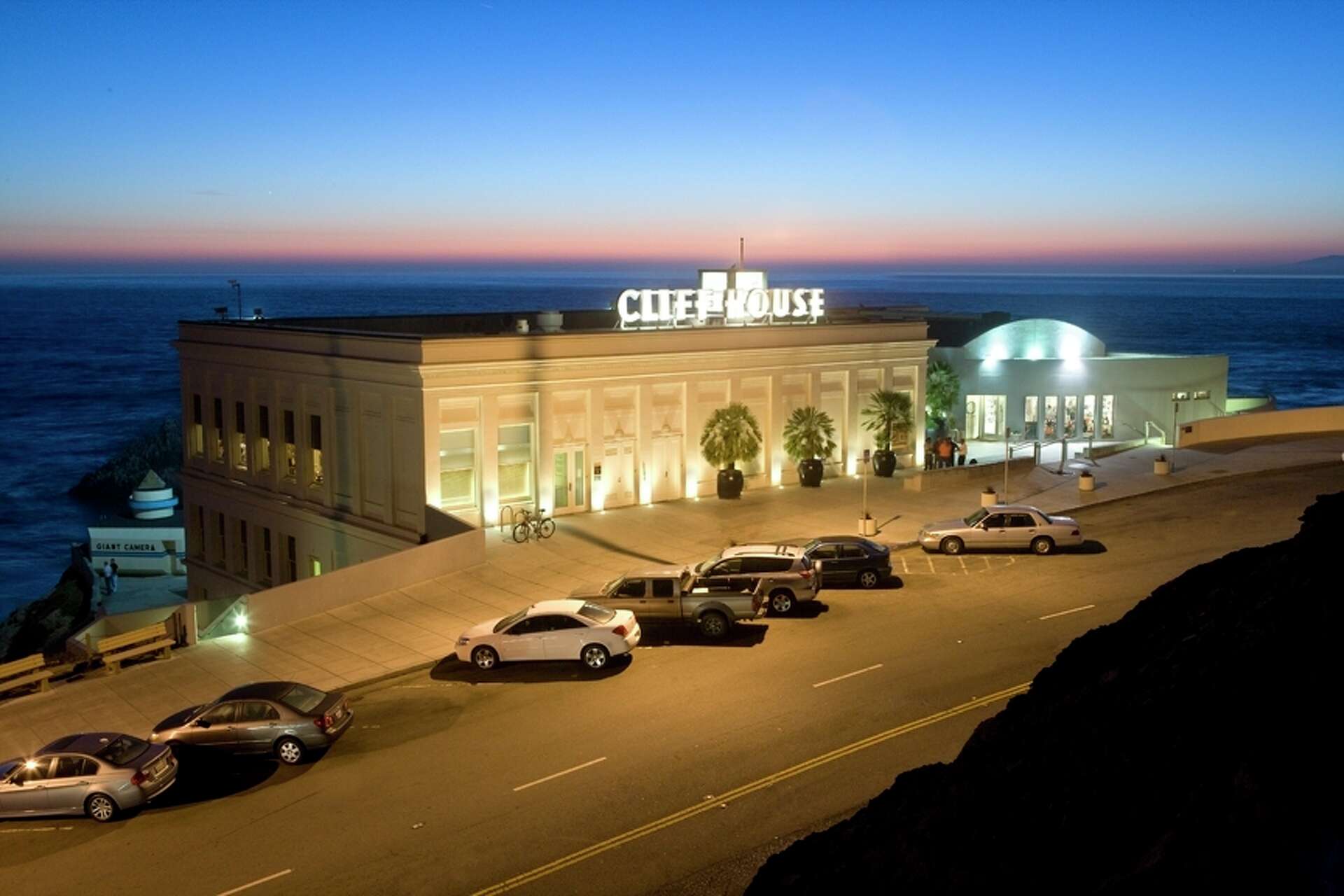 It's last call, for now, at famous Cliff House