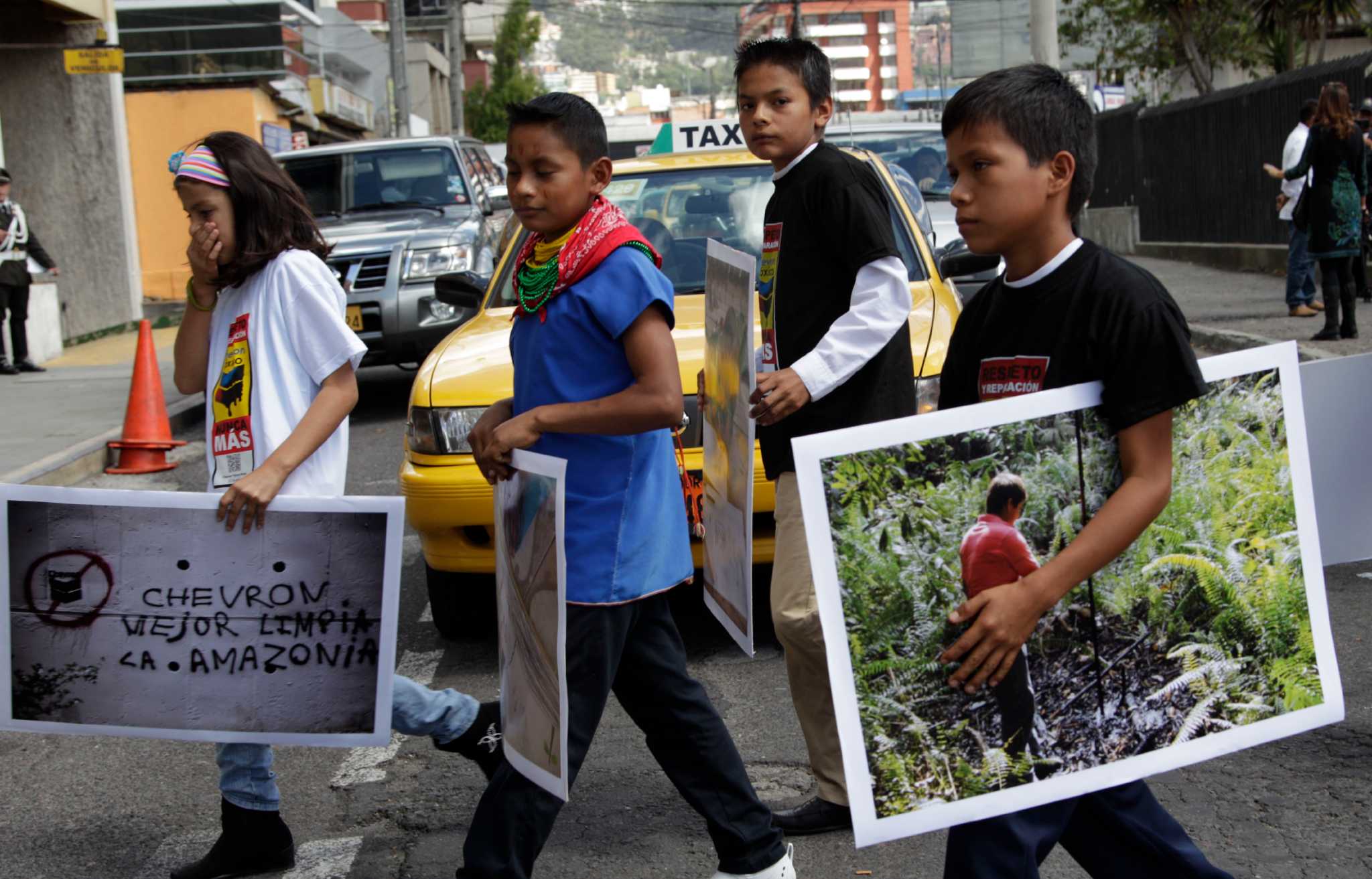 Chevron allowed to seek email data in Ecuador lawsuit