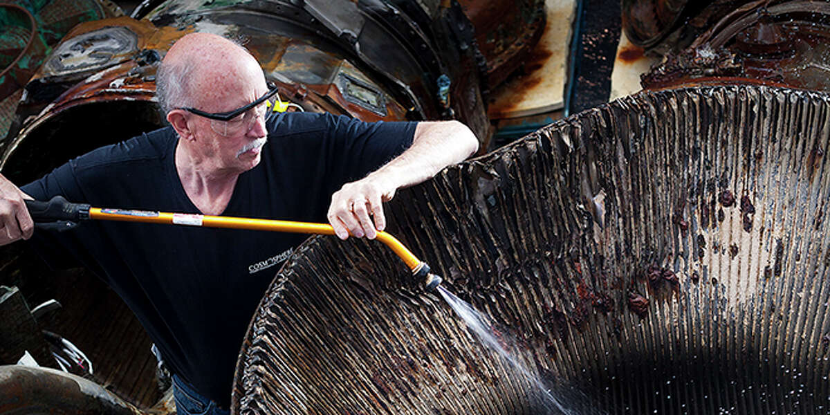 Bezos: Recovered rocket engine came from Apollo 11