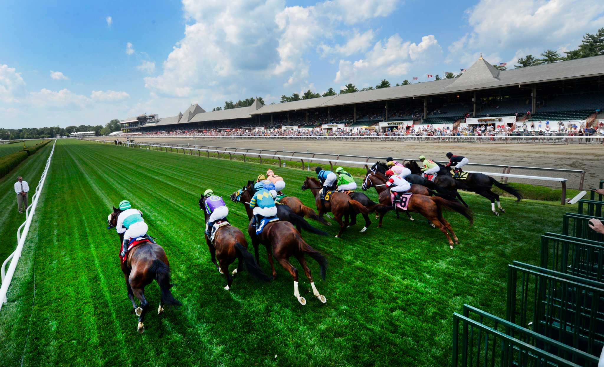 Heat can't defeat track's tradition