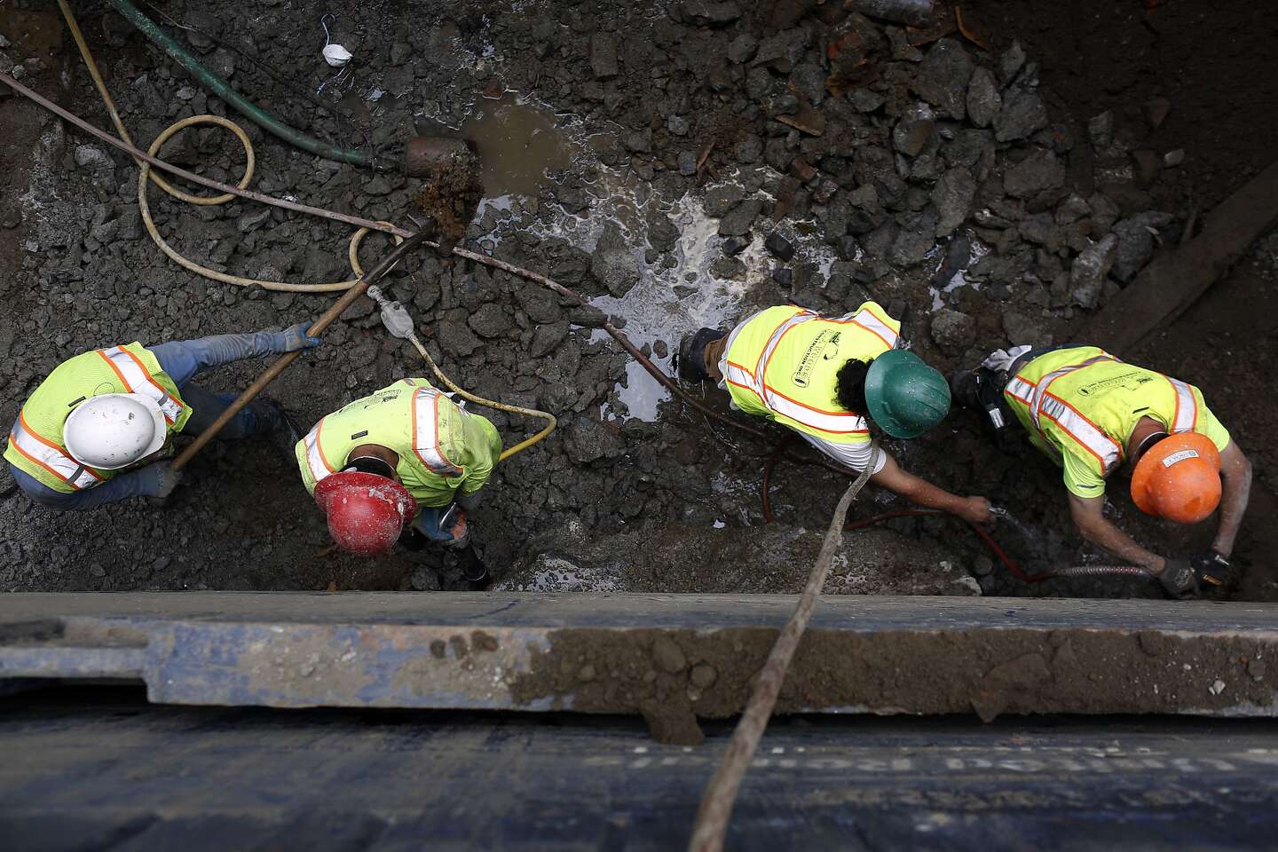 S.F. sewer work must navigate around buried ships